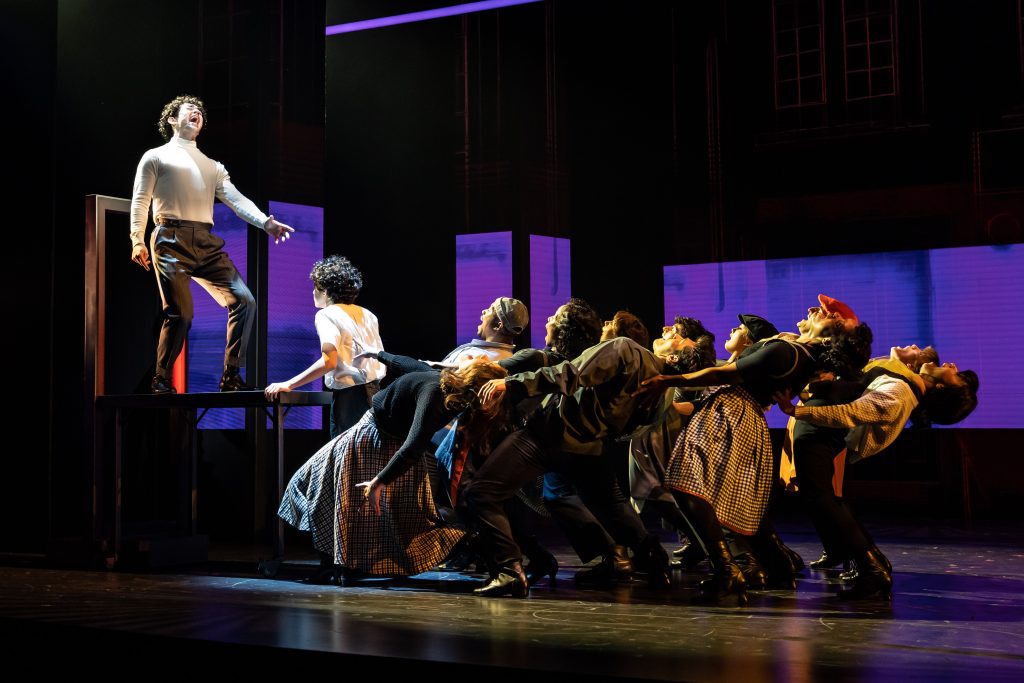 In The Loop Magazine Chicago's Goodman Astonishes With ‘Tommy’ As Pete ...