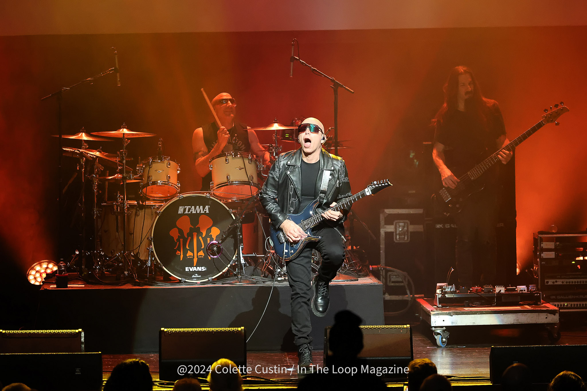 In The Loop Magazine Photo Gallery: Joe Satriani and Steve Vai - Satch ...