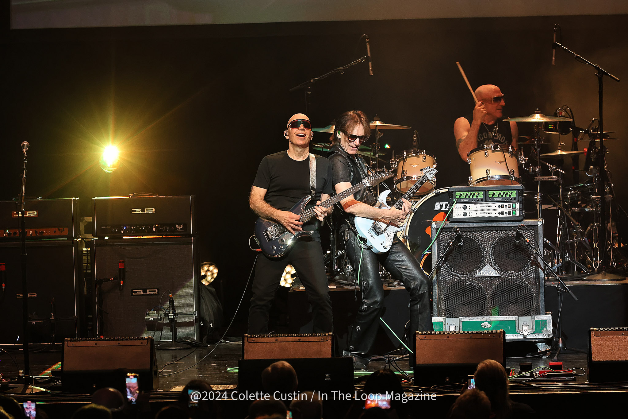 In The Loop Magazine Photo Gallery: Joe Satriani and Steve Vai - Satch ...